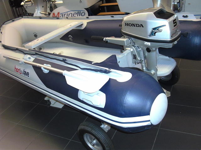 Лодка HONWAVE T32 IE2